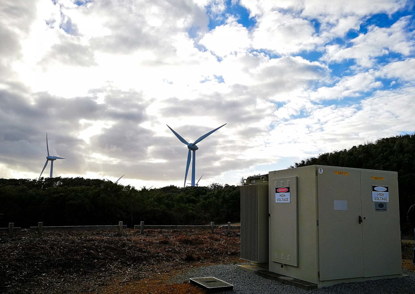 Renewable Energy - Falcon UPS